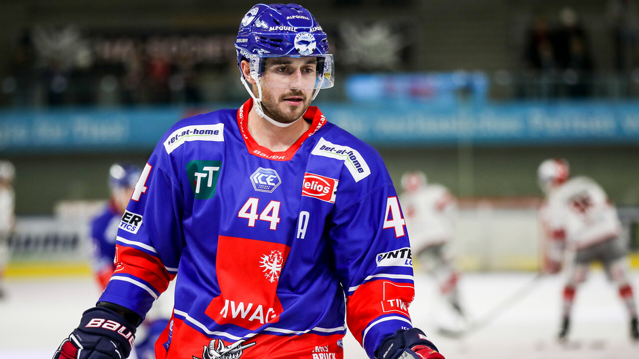 ICEHL: Publikumsliebling Thomas Mader bleibt den "Haien" erhalten