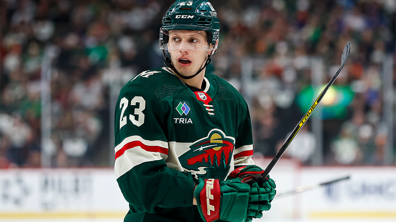 NHL: Marco Rossi muss bei nächster Wild-Niederlage zusehen