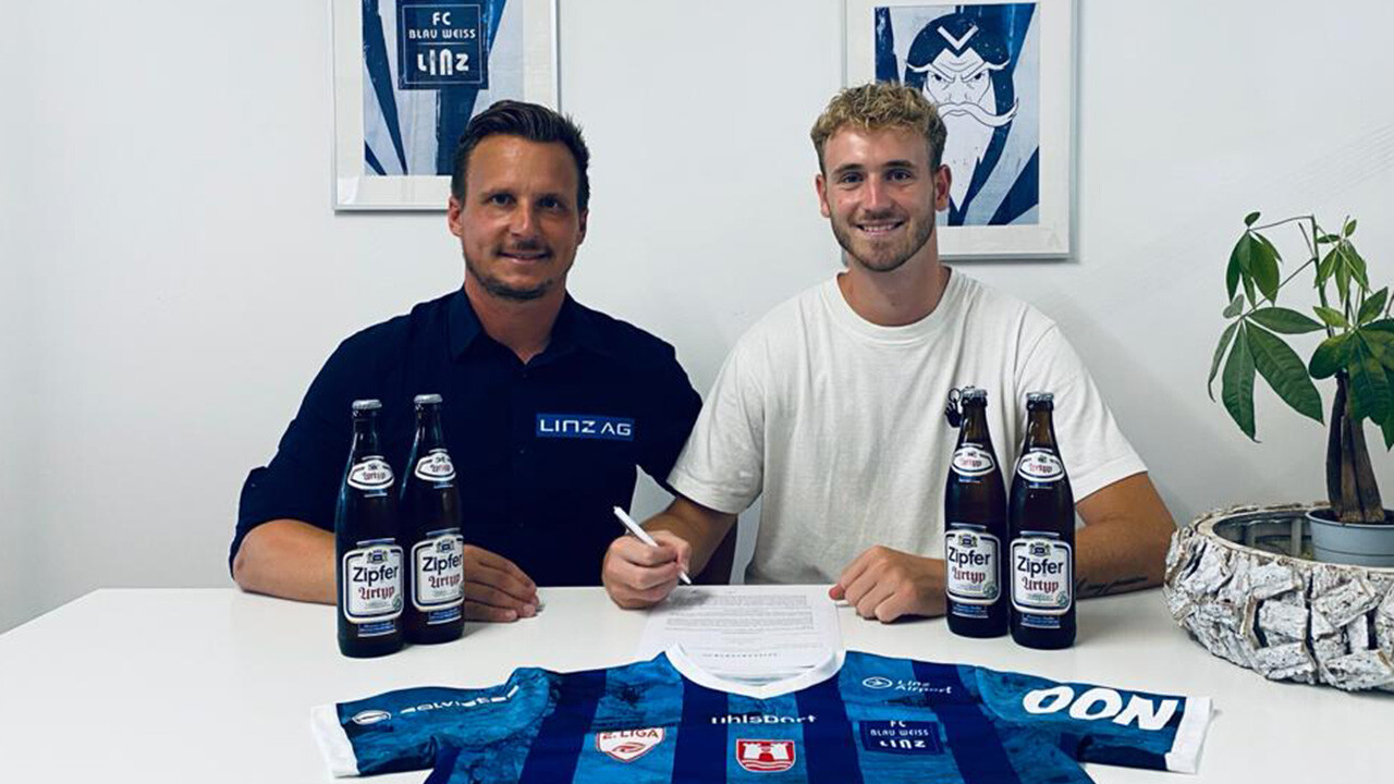 2.Liga: Nummer 1 Nicolas Schmid verlängert bei Blau-Weiß Linz