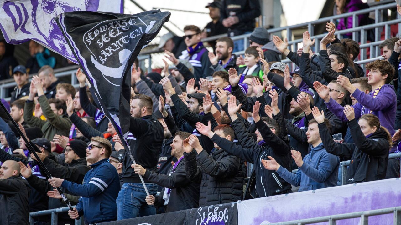Austria-Klagenfurt-Fans mit Statement zur Causa "Jebote VAR"