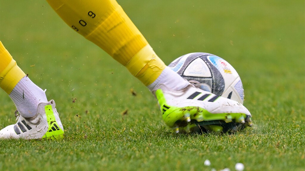 Salzburg-Talent Samson Tijani erleidet Schien- und Wadenbeinbruch