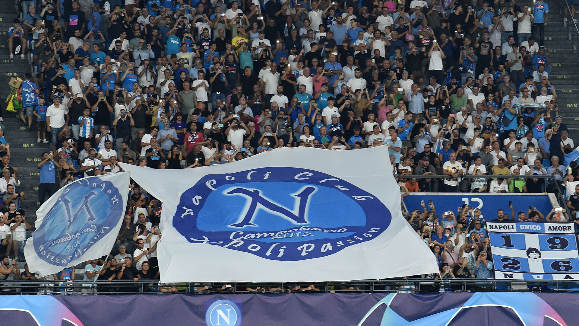 UCL: Napoli-Ultras stoßen bei Eintracht-Hotel auf Polizei