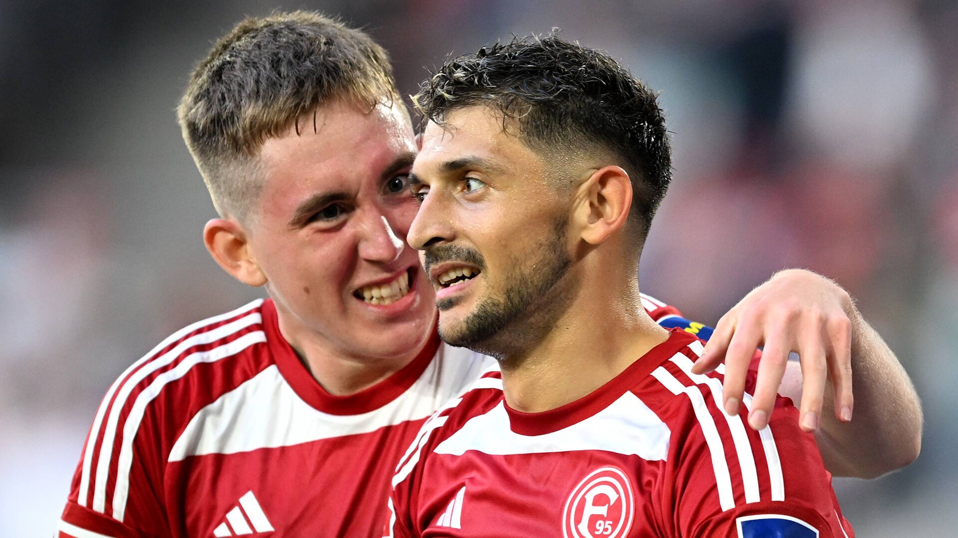 2. Bundesliga: Düsseldorf setzt sich an die Tabellenspitze