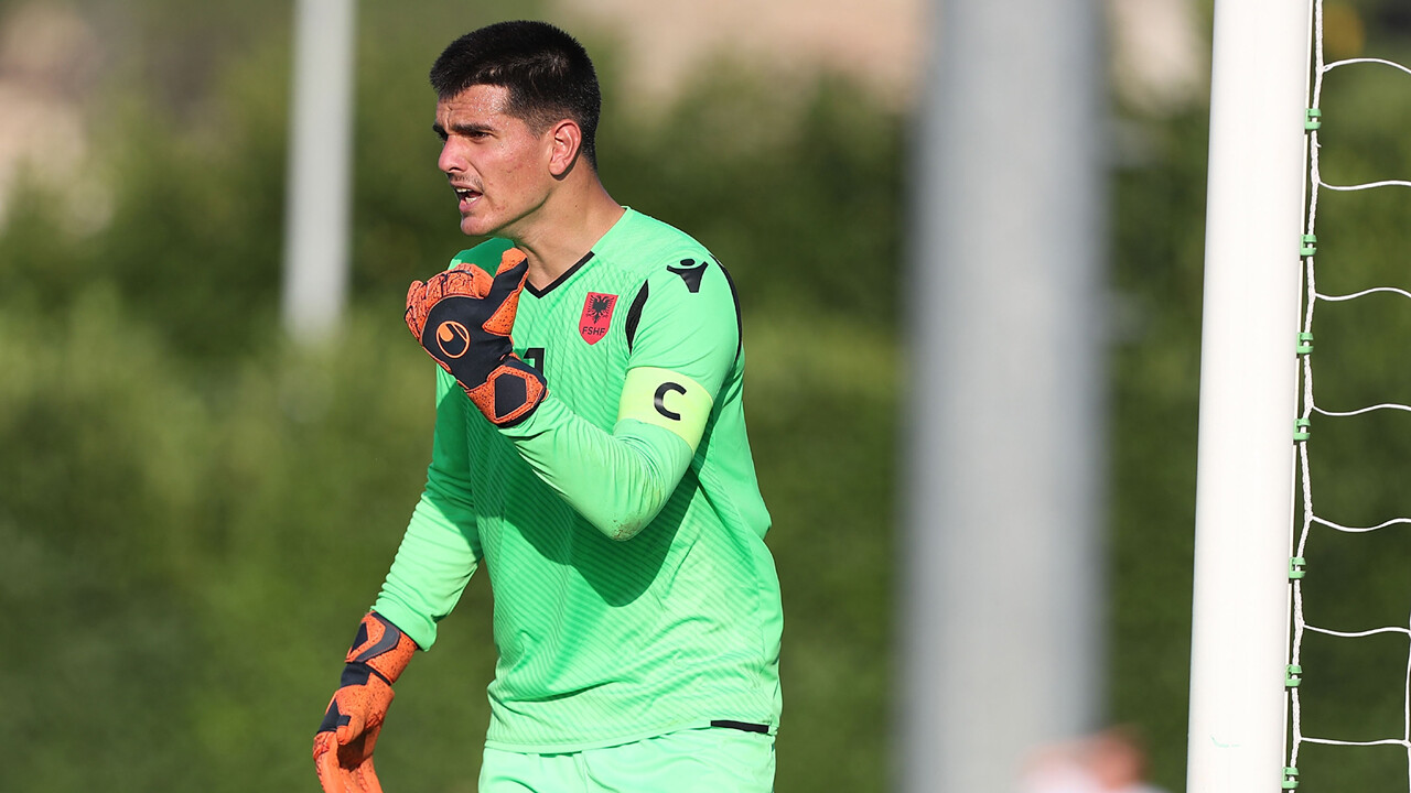 Frankfurt verpflichtet Simon Simoni