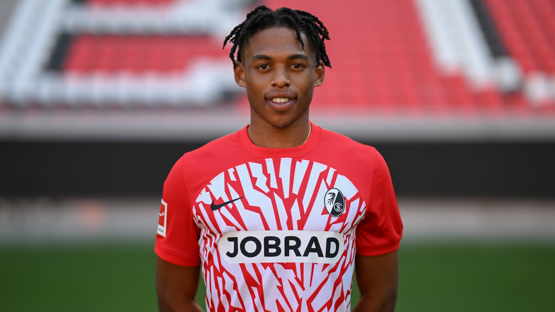 Freiburg-Legionär Junior Adamu verletzt! Streich gibt Update