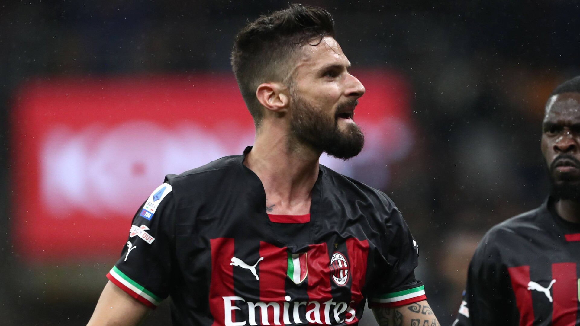 FC Fulham möchte AC Milans Olivier Giroud verpflichten