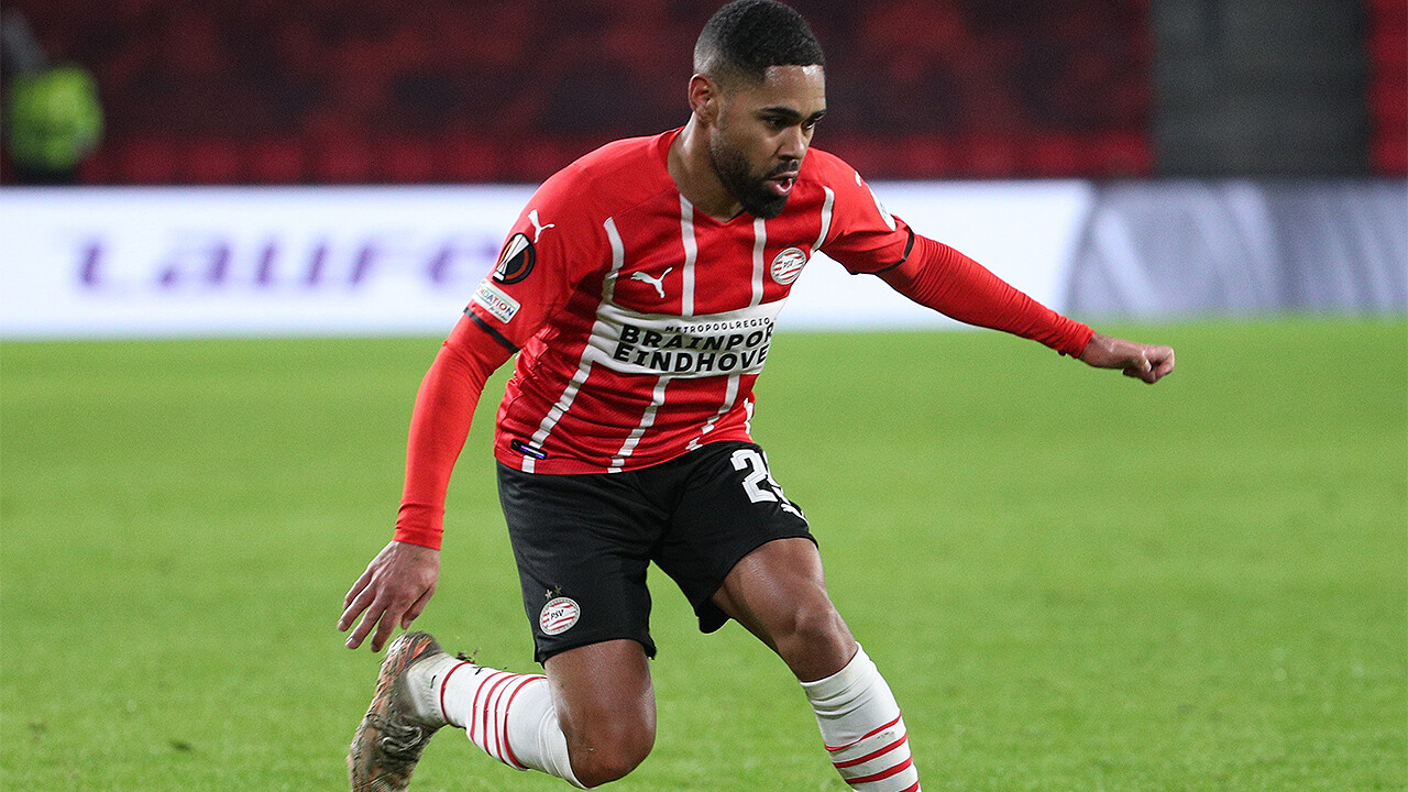 Eredivisie: Philipp Mwene sammelt Assist bei PSV-Kantersieg
