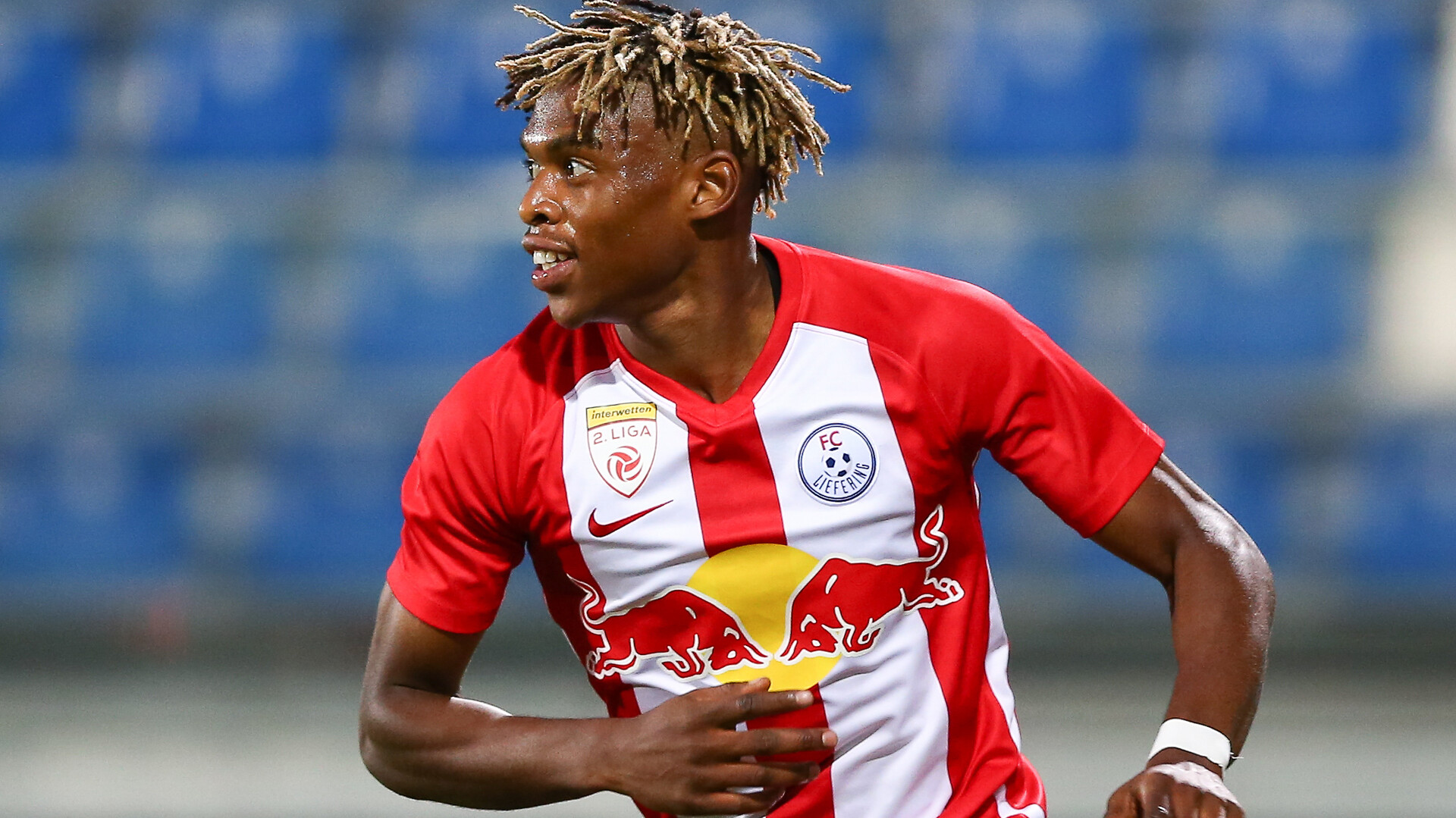 Junior Adamu kehrt nach seiner Leihe zu RB Salzburg zurück