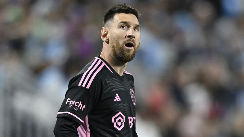 Kickt Lionel Messi bald für Ex-Kollege Pique?