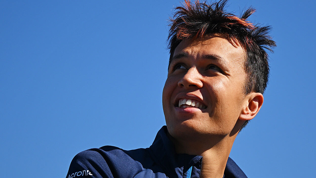 Formel-1-Pilot Albon nach Blinddarm-Problemen wieder zu Hause