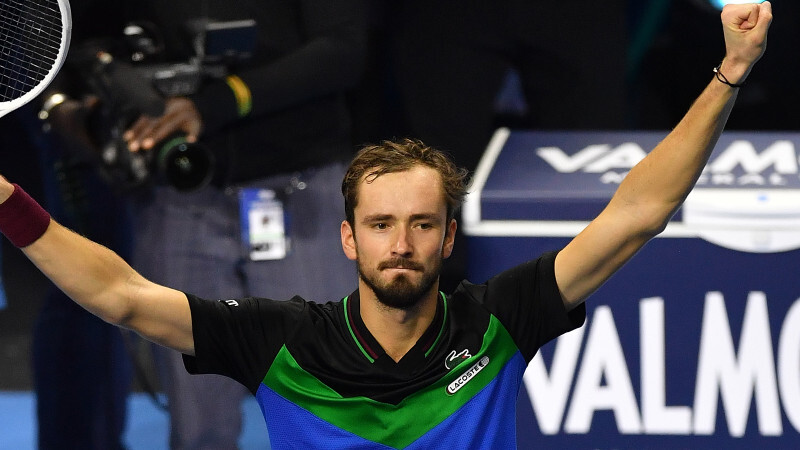 Daniil Medvedev erster Halbfinalist bei den ATP-Finals