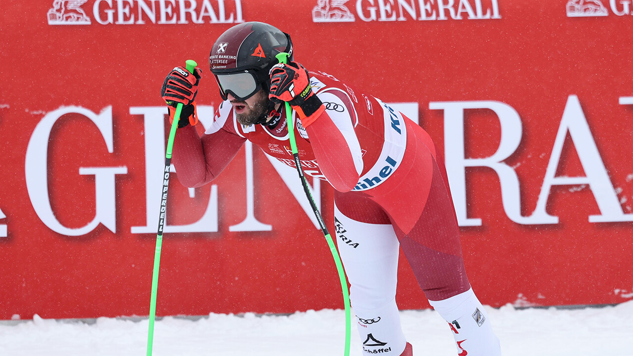 Odermatt dominiert in Cortina - Hemetsberger am Podest