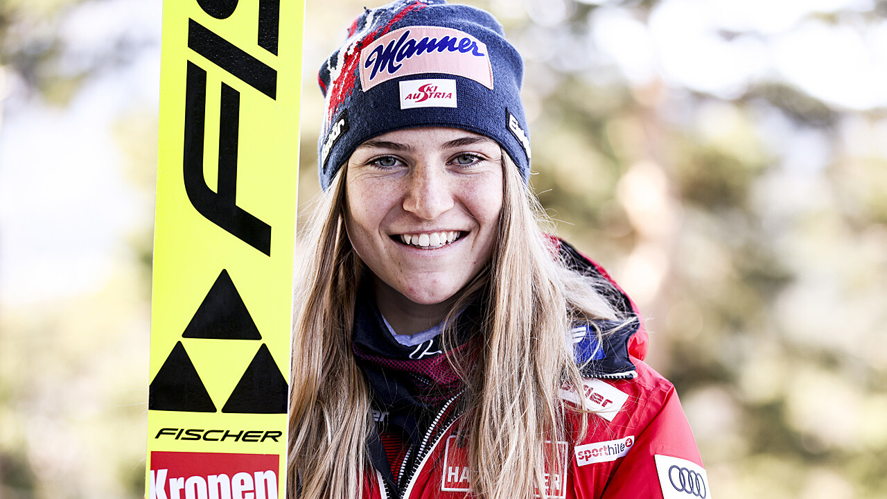 Marita Kramer fliegt der Skisprung-Konkurrenz in Russland davon