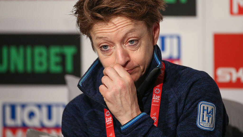 Vertrauensverlust! FIS feuert Generalsekretärin Sarah Lewis