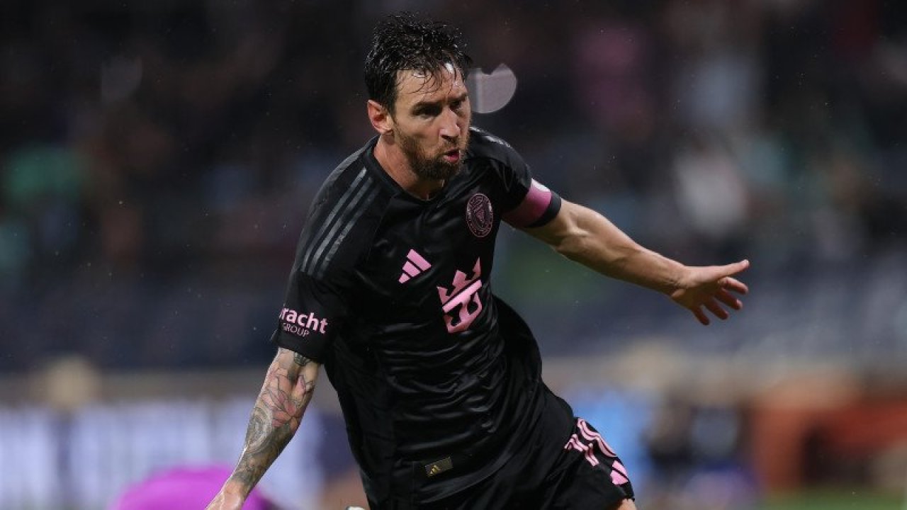 Playoffs! Messi glänzt gegen Wolf-Klub mit Doppelpack