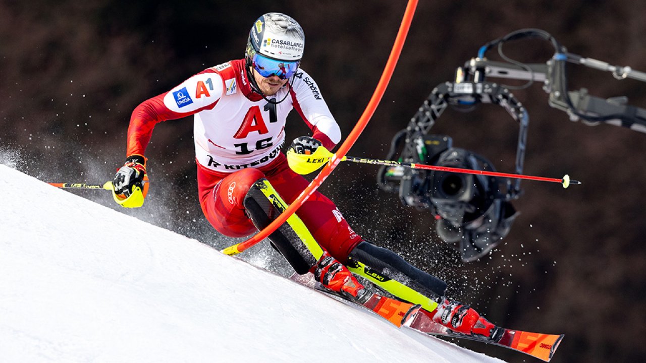 JAAA! Feller gewinnt den Kitzbühel-Slalom!