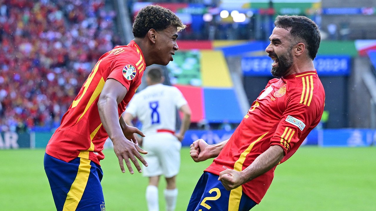 Spanien schockt Kroatien im ersten EURO-Kracher